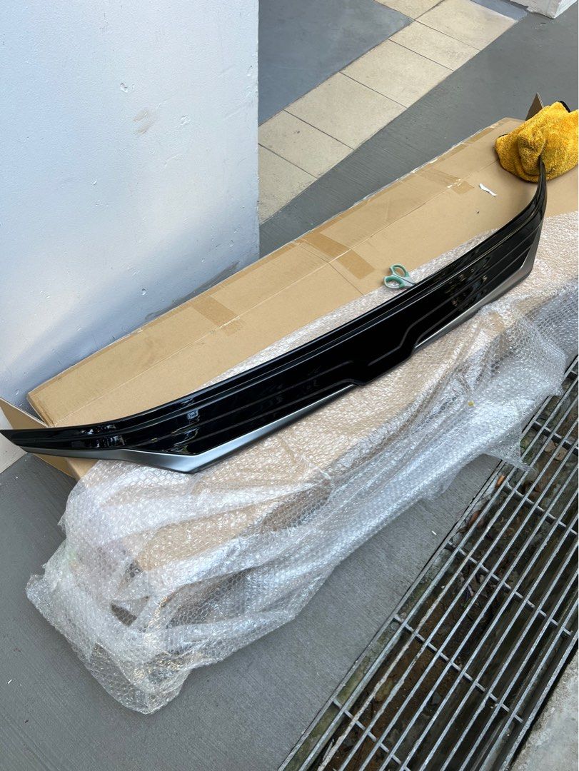 Toyota voxy r90 (GR Front grille), Car Accessories, Accessories on ...