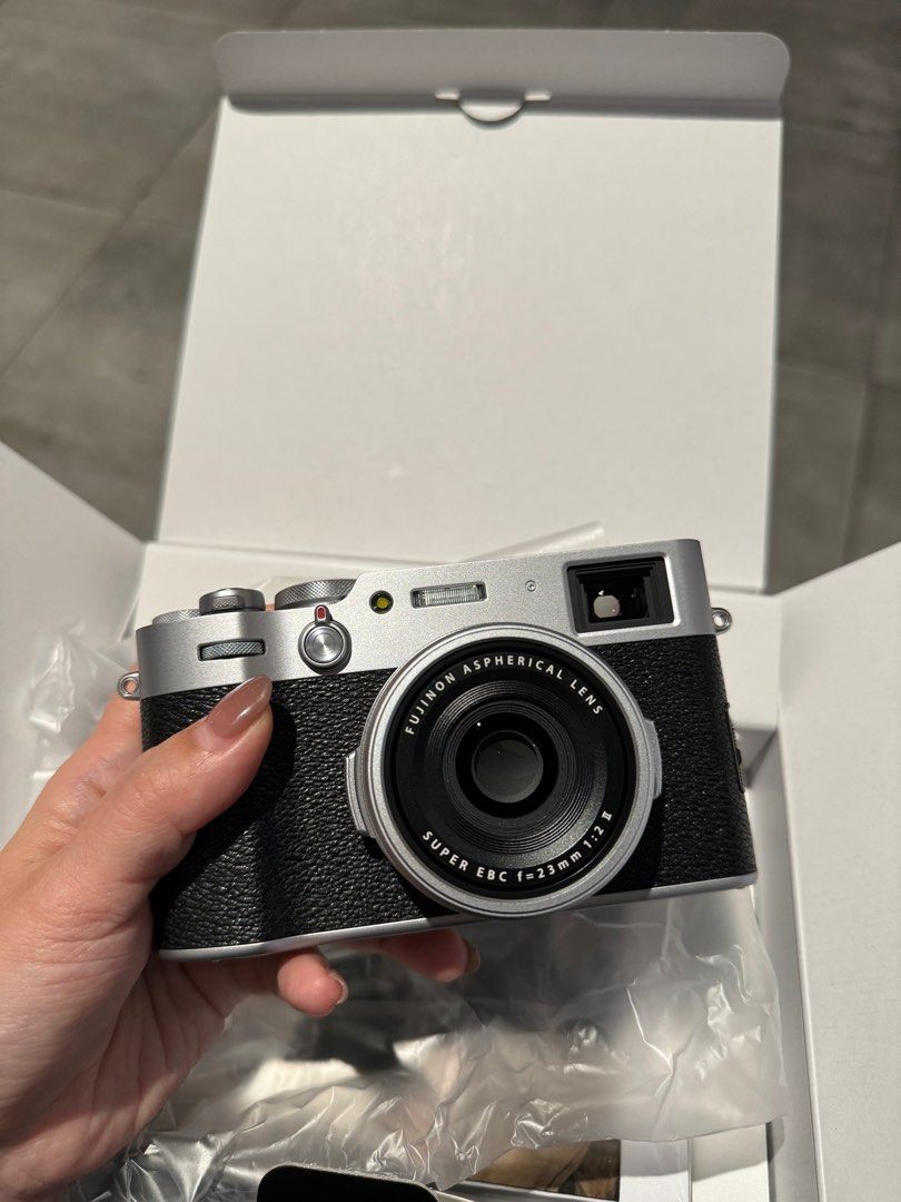 Fujifilm x100v silver, Photography, Cameras on Carousell
