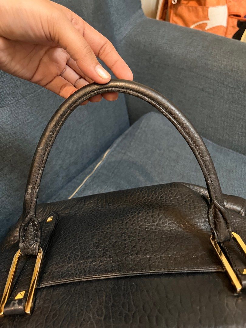 Genuine Leather Daks Black Two Way Bag, Women's Fashion, Bags & Wallets, Cross-body Bags on ...