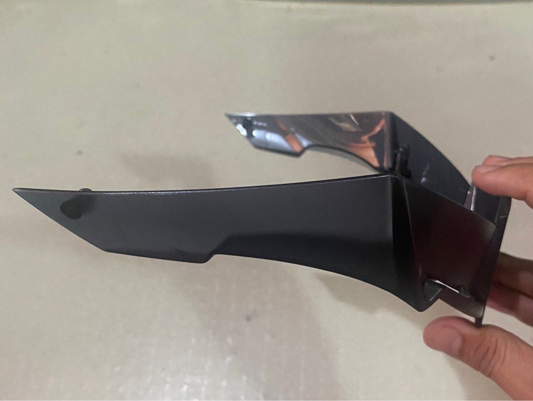 Gille Helmet GTS-V1 Spoiler, Motorbikes, Motorbike Parts & Accessories ...