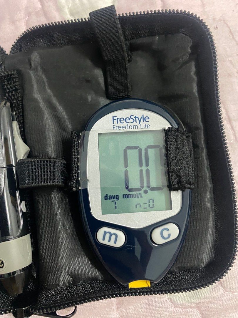 Glucometer Freestyle, Health & Nutrition, Health Monitors & Weighing ...
