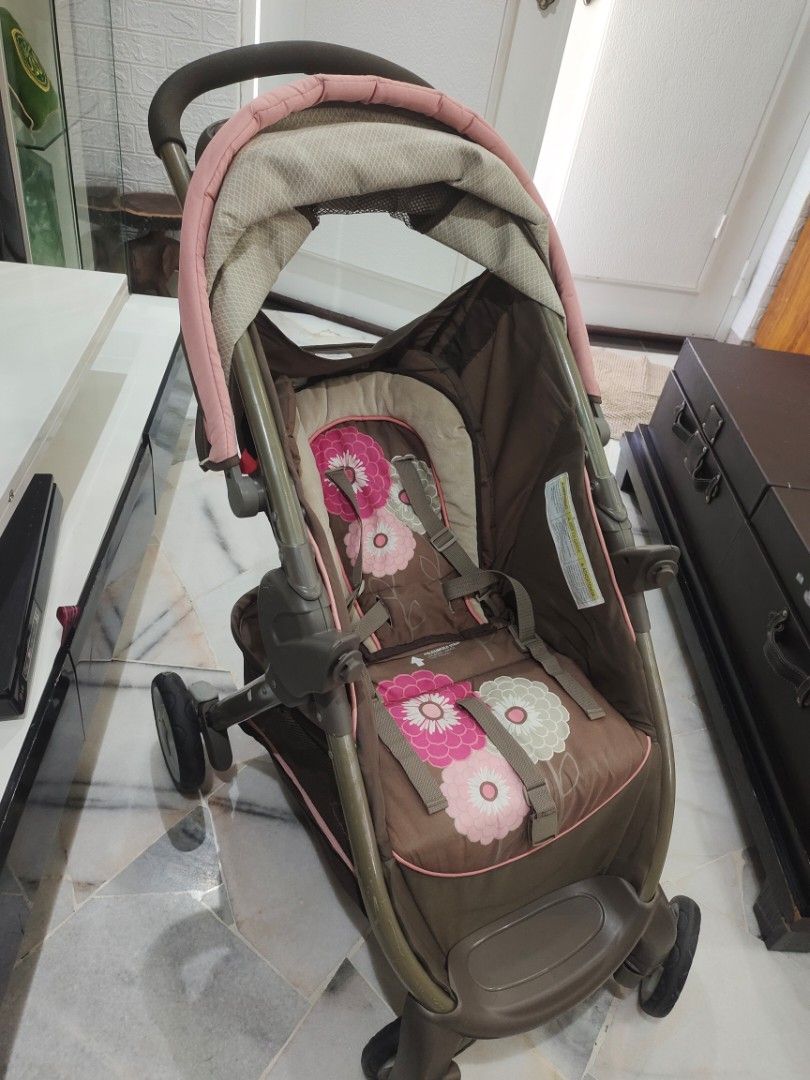 GRACO BABY STROLLER, Babies & Kids, Going Out, Strollers on Carousell