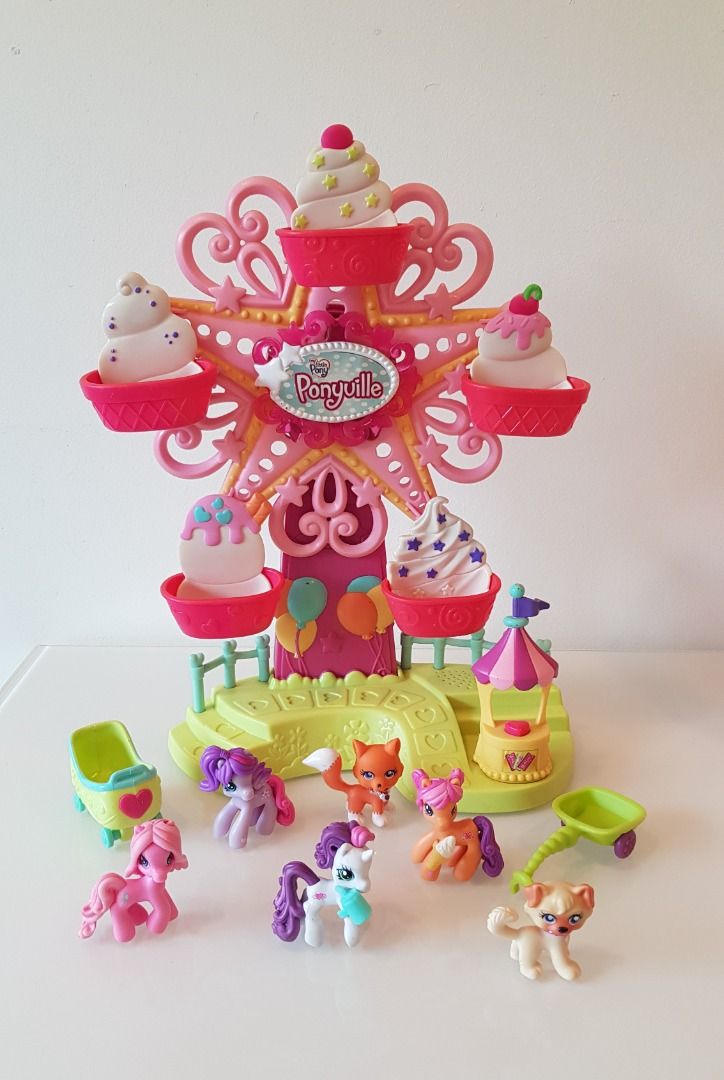 Hasbro My Little Pony Ponyville Sweet Sundae Amusement Park ...