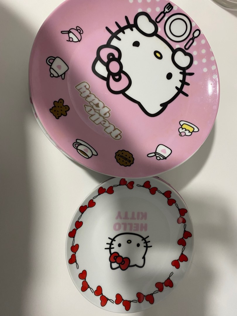 Hello Kitty Plate, Furniture & Home Living, Kitchenware & Tableware ...