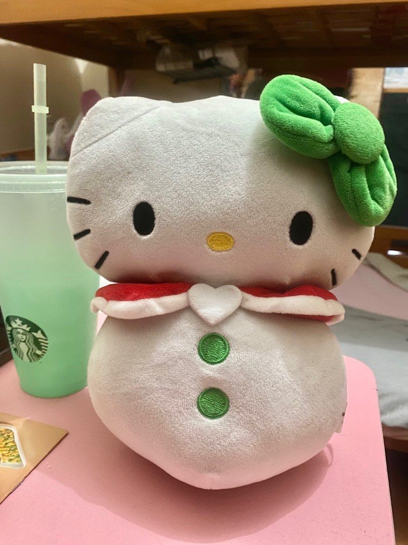 Hello Kitty Snowman, Hobbies & Toys, Toys & Games on Carousell