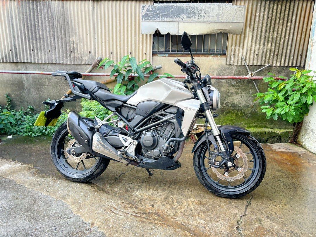 HONDA CB300R, 機車, 重機在旋轉拍賣