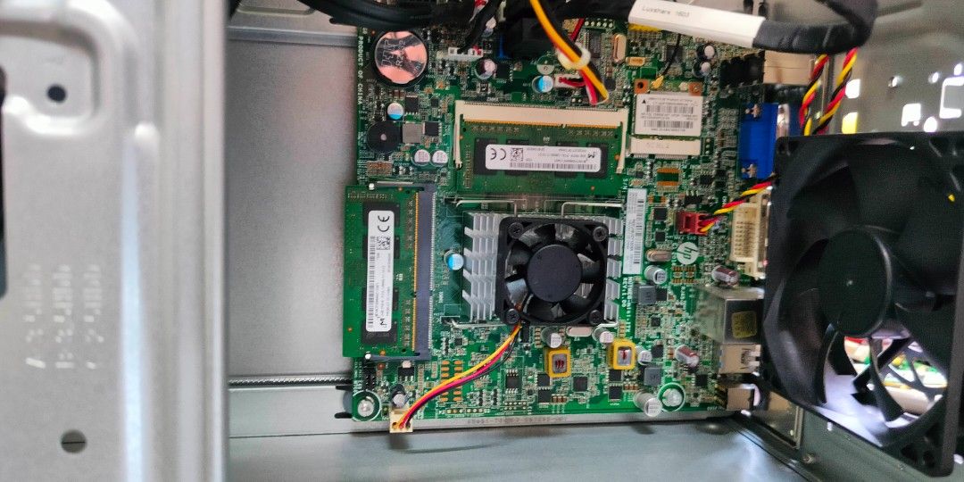 HP casing refurbished CPU, Computers & Tech, Desktops on Carousell