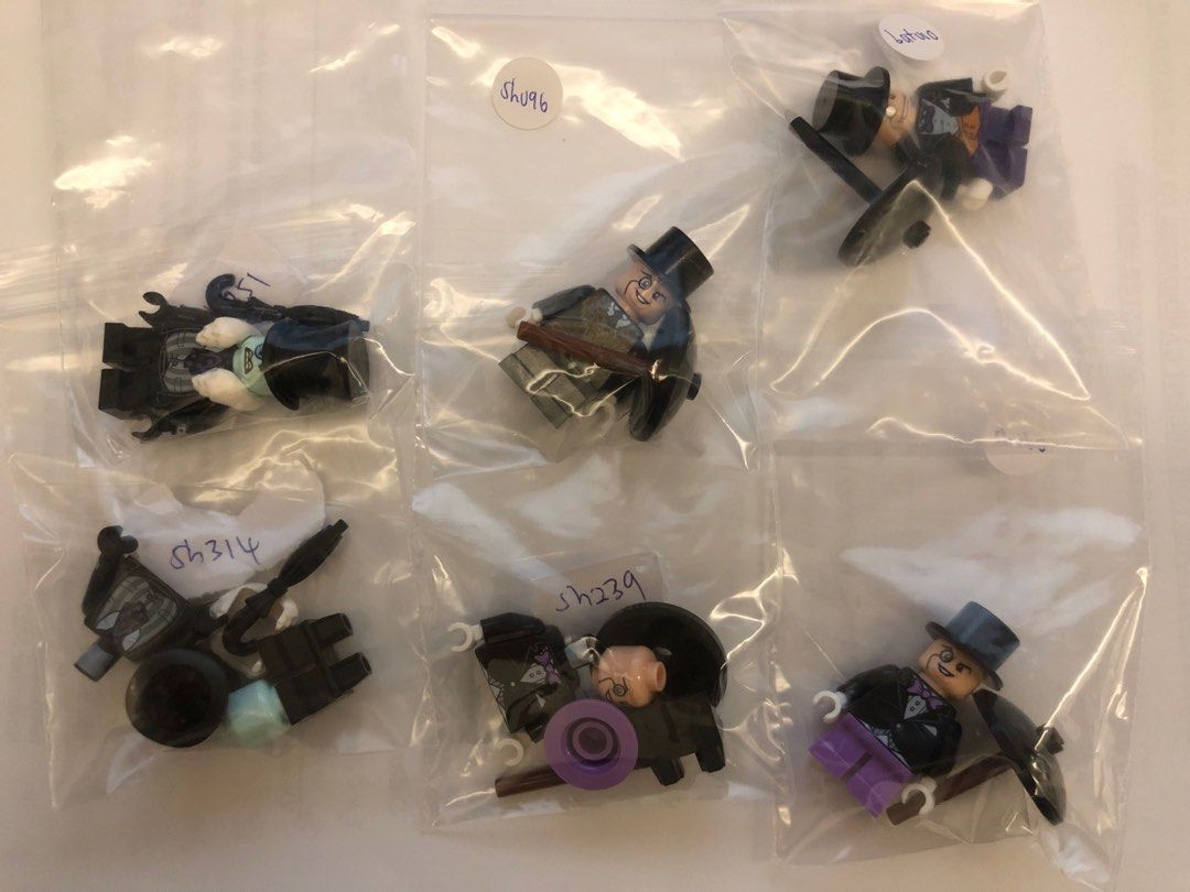 Lego penguin minifigure, Hobbies & Toys, Toys & Games on Carousell