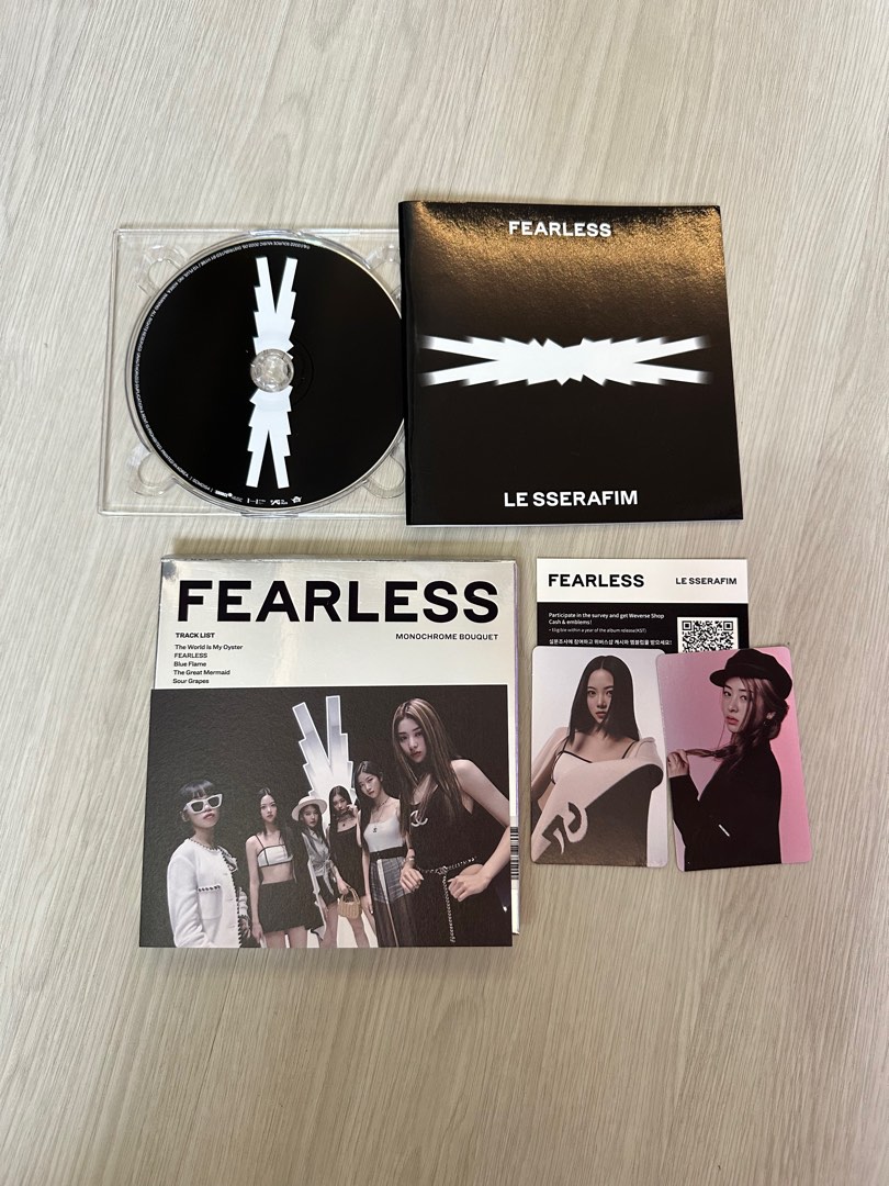 Lesserafim fearless unsealed album, Hobbies & Toys, Memorabilia ...