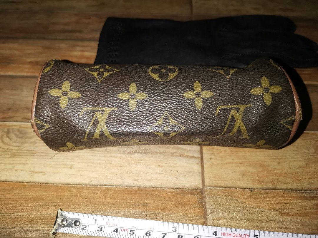 louis vuitton lv pouch, Women's Fashion, Bags & Wallets, Clutches on ...