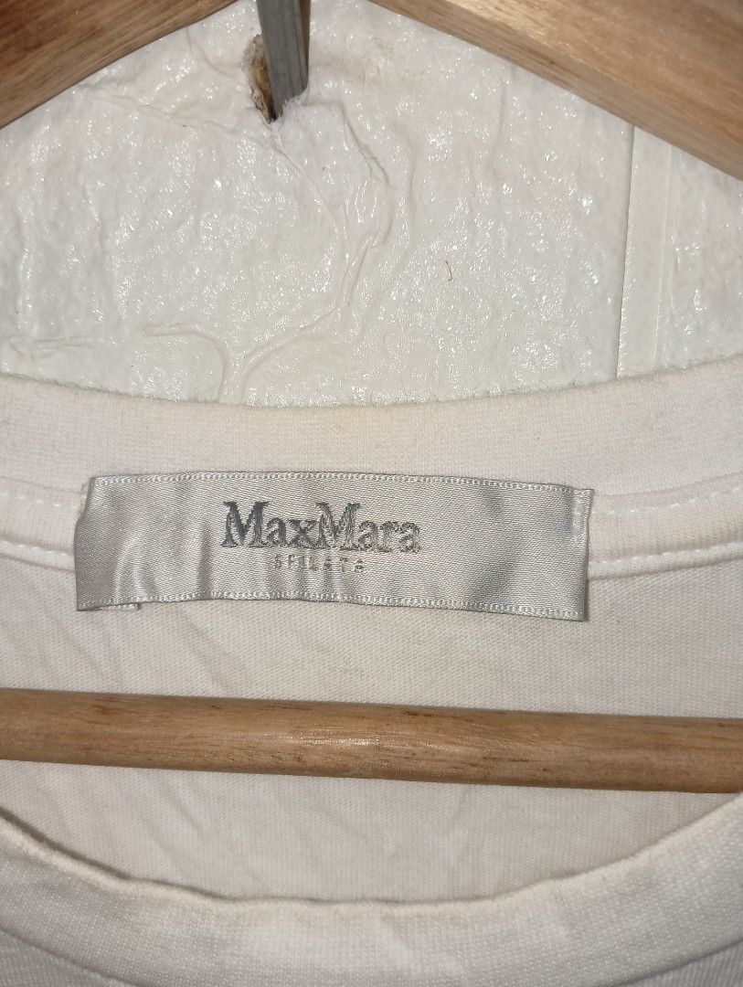 MAXMARA, Men's Fashion, Tops & Sets, Tshirts & Polo Shirts on Carousell