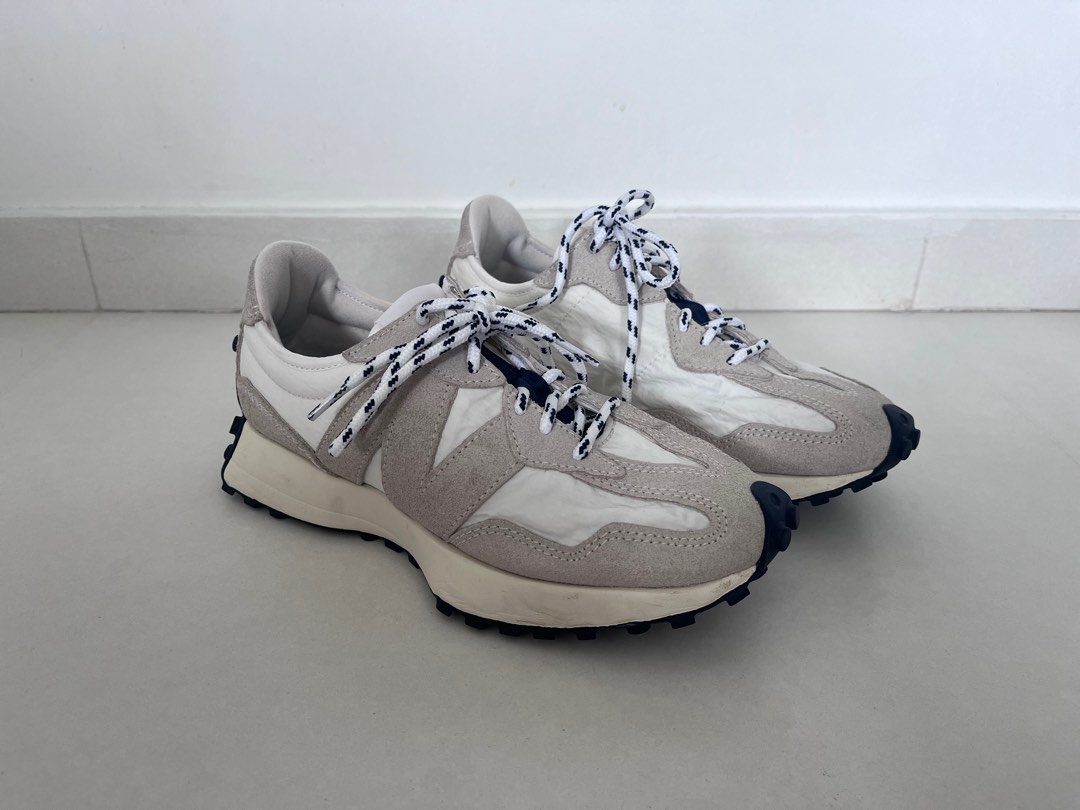 New Balance 327 WORN ONCE, Women's Fashion, Footwear, Sneakers on Carousell