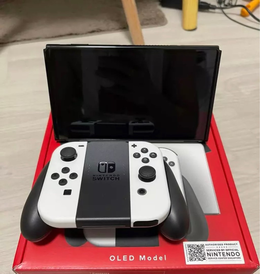 Nintendo Switch OLED (WHITE) with BOX, Video Gaming, Video Game ...