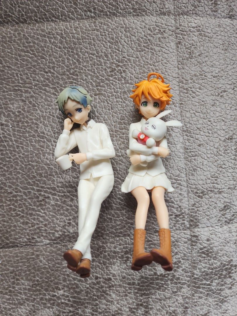 Norman and Emma - Promised neverland (set), Hobbies & Toys, Toys ...