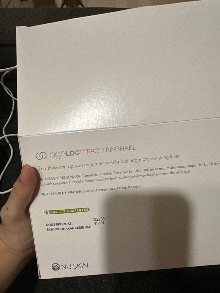 Nuskin - Ageloc TR90 Trimshake Chocolate, Health & Nutrition, Health ...