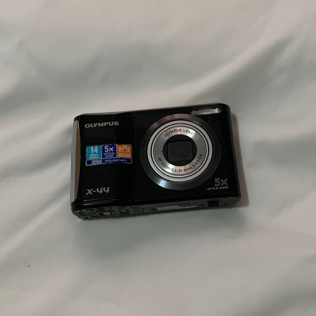 olympus x-44 digi cam, Photography, Cameras on Carousell