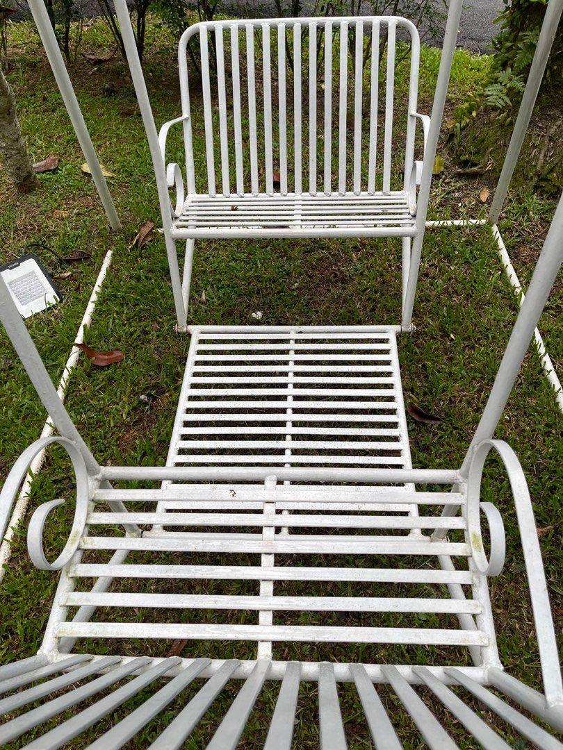 Outdoor metal Swing two seater sturdy antique retro old style garden ...