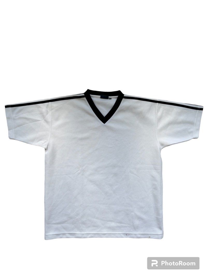 Plain White Jersey Oversized, Men's Fashion, Activewear on Carousell