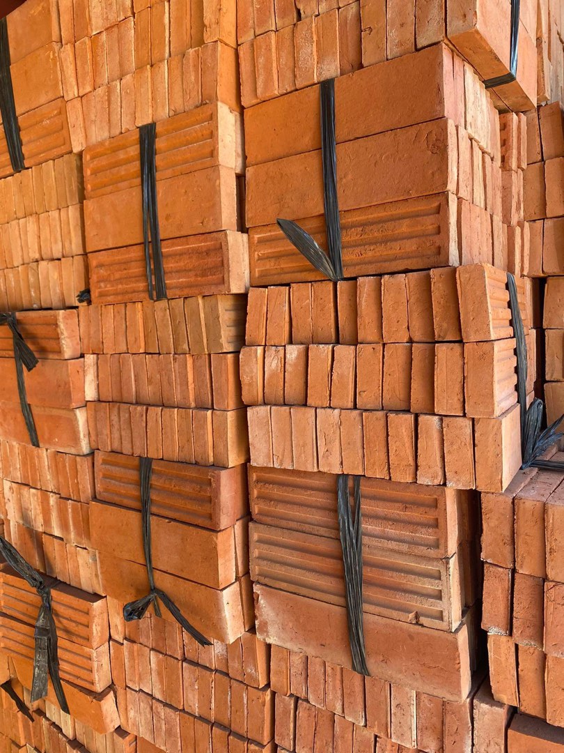 RED BRICKS / FIRE BRICKS, Commercial & Industrial, Construction ...