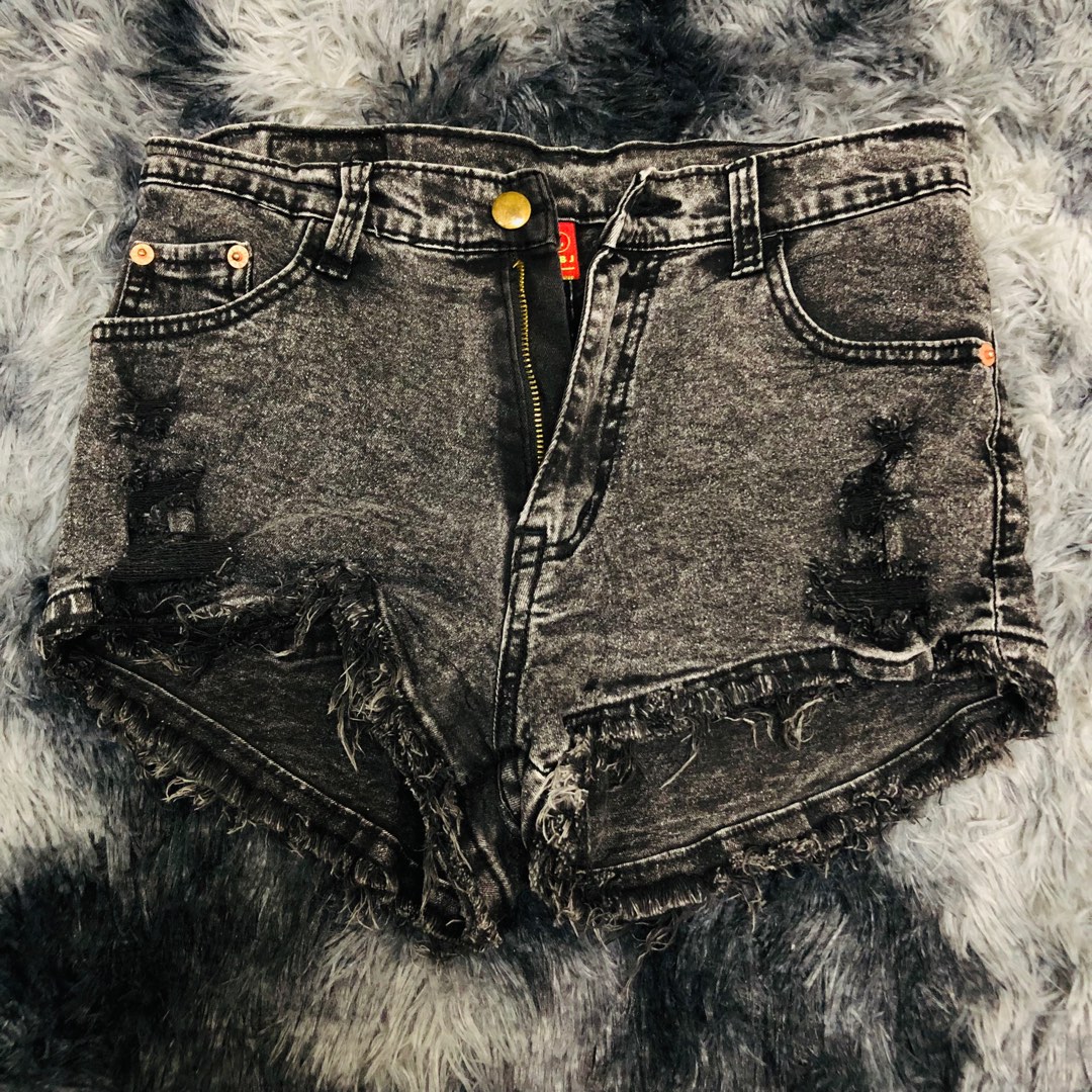 Ripped short jeans, Women's Fashion, Bottoms, Shorts on Carousell