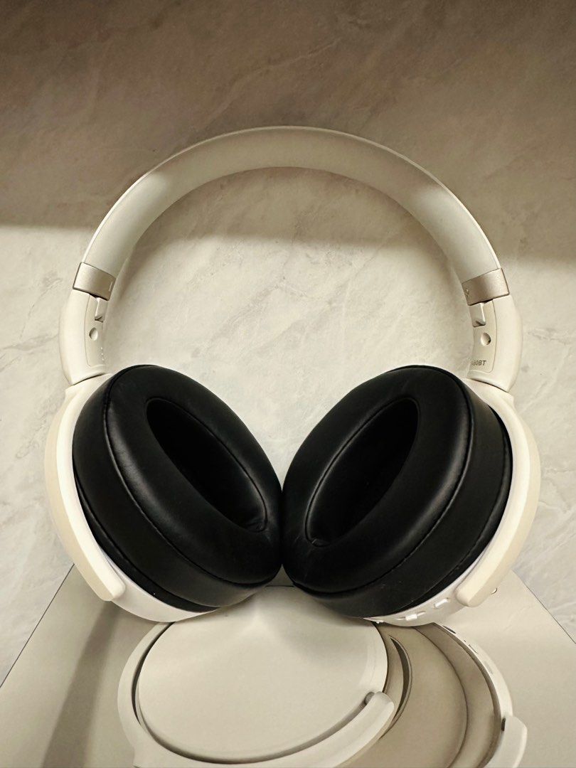 Sennheiser HD 450BT Wireless Headphones, Audio, Headphones & Headsets on Carousell
