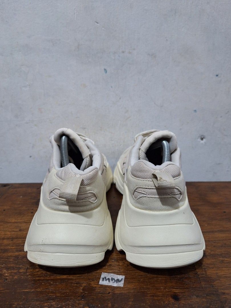 sepatu second original