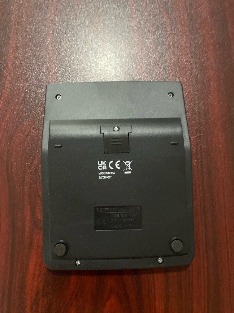 Smiggle calculator, Mobile Phones & Gadgets, Other Gadgets on Carousell