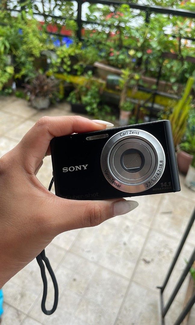 SONY DIGI CAM, Photography, Cameras on Carousell