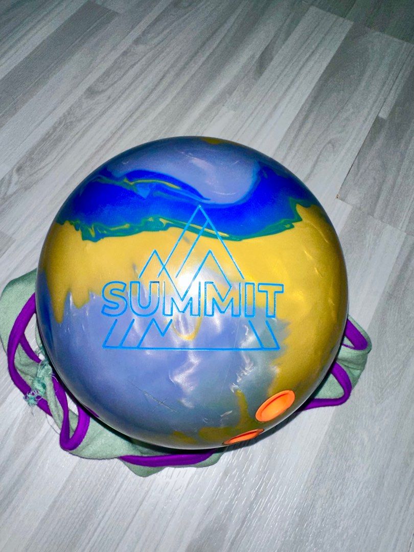 Storm summit 14lbs bowling ball 2 hander, Sports Equipment, Sports & Games, Billiards & Bowling ...
