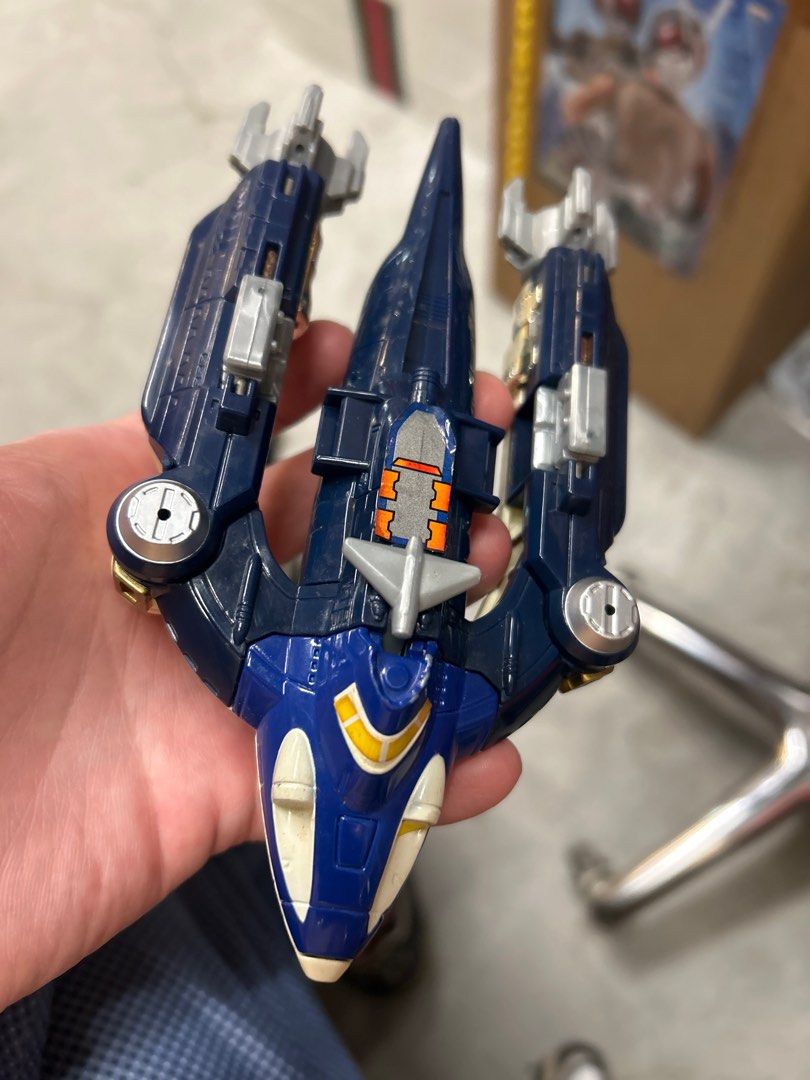 Ultraman Guts plane 1999 set of 3, Hobbies & Toys, Toys & Games on ...