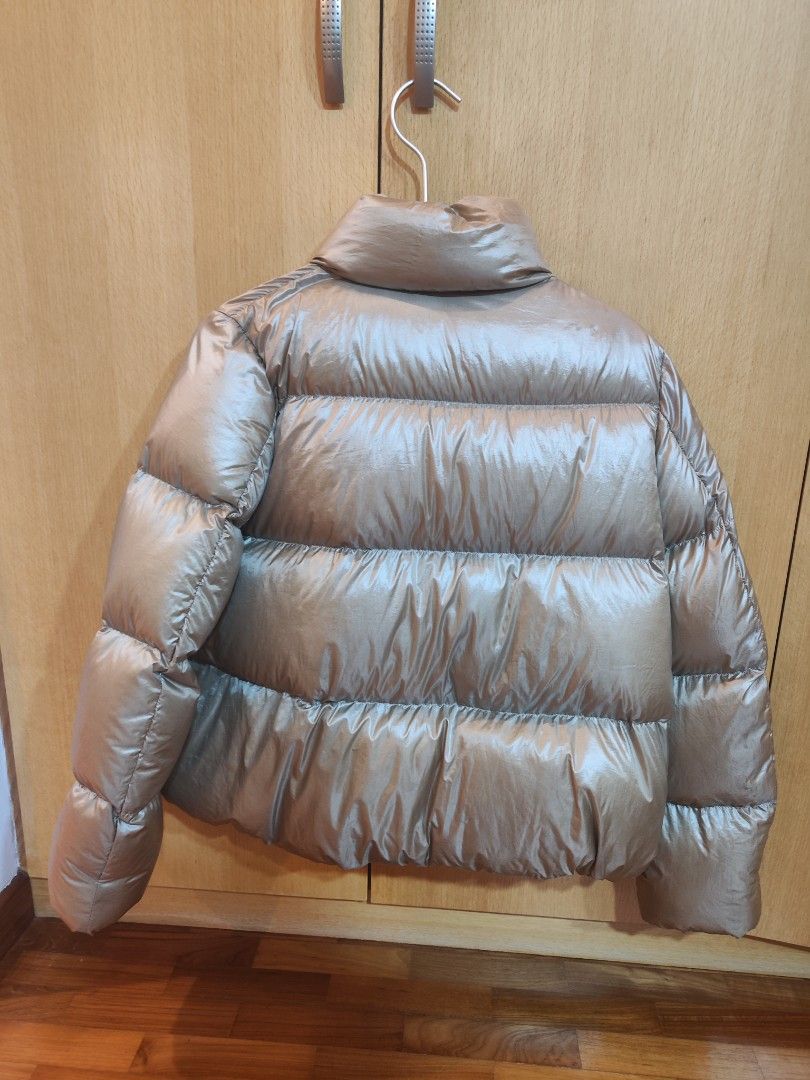 Uniqlo Ultra Light Down Shiny Puffer Jacket, Women's Fashion, Coats ... Uniqlo Ultra Light Down Shiny Puffer Jacket, Women's Fashion, Coats ...