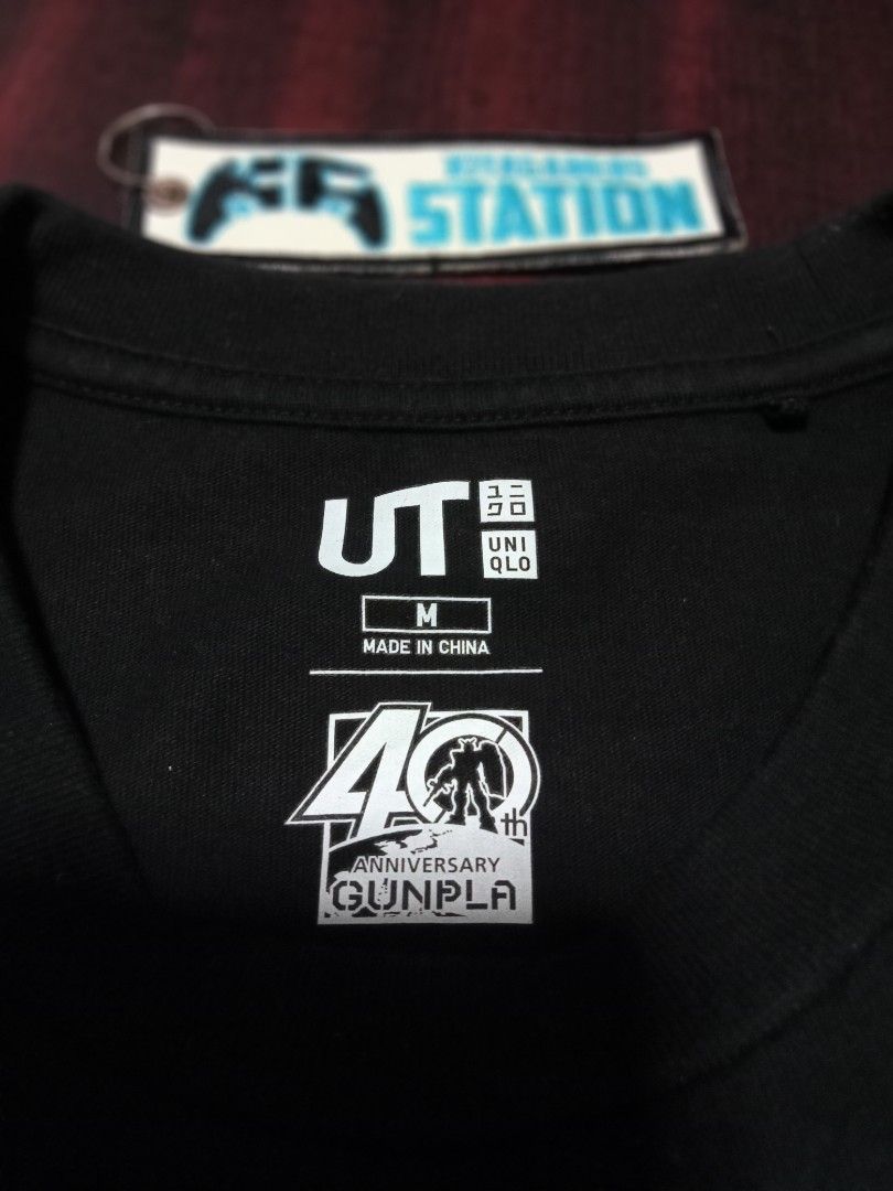 UNIQLO X GUNDAM 40TH ANNIVERSARY GUNPLA - ZAKU - M, Hobbies & Toys ...
