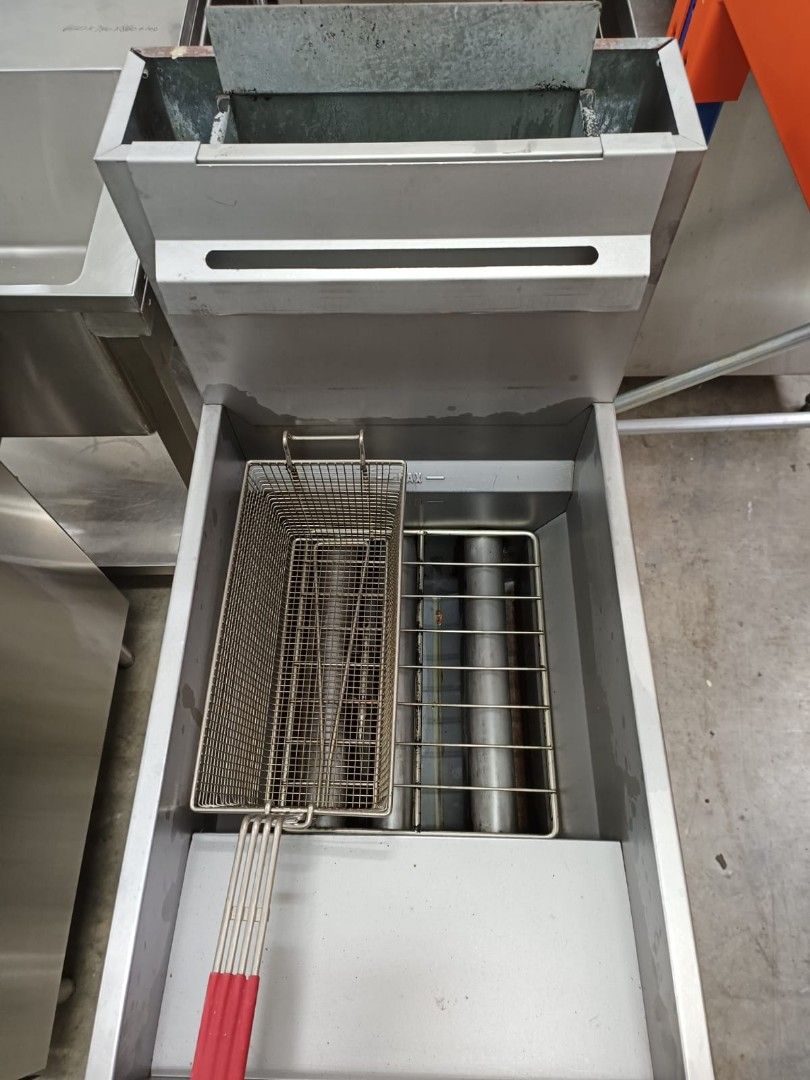 Used floor standing gas deep fryer, TV & Home Appliances, Kitchen ...