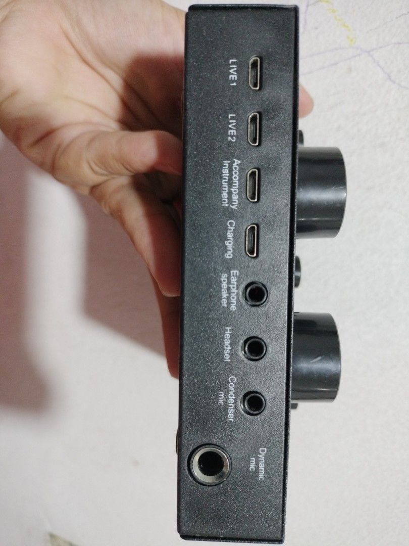 V5 mixer, Audio, Soundbars, Speakers & Amplifiers on Carousell