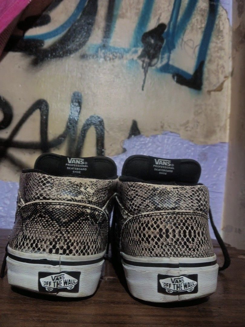 Vans HalfCab Snake Skin, Men's Fashion, Footwear, Sneakers on Carousell