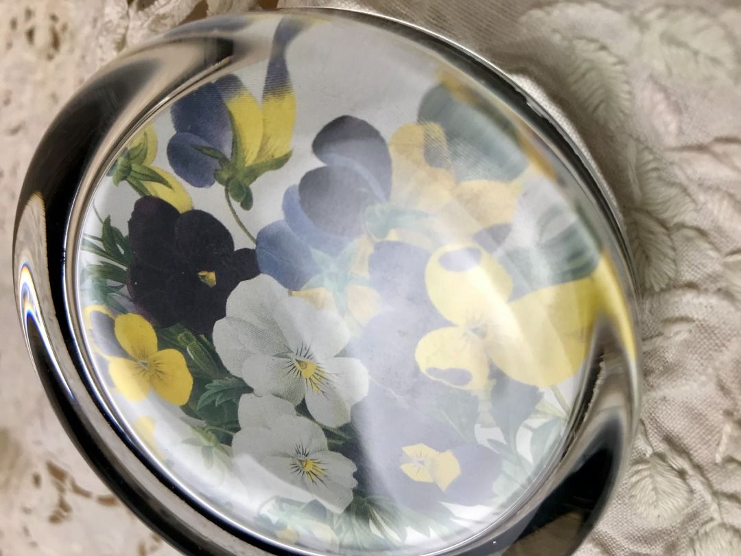 Vintage Genuine Daphne Pain Heavy Glass Paperweight "Nasturtium ...