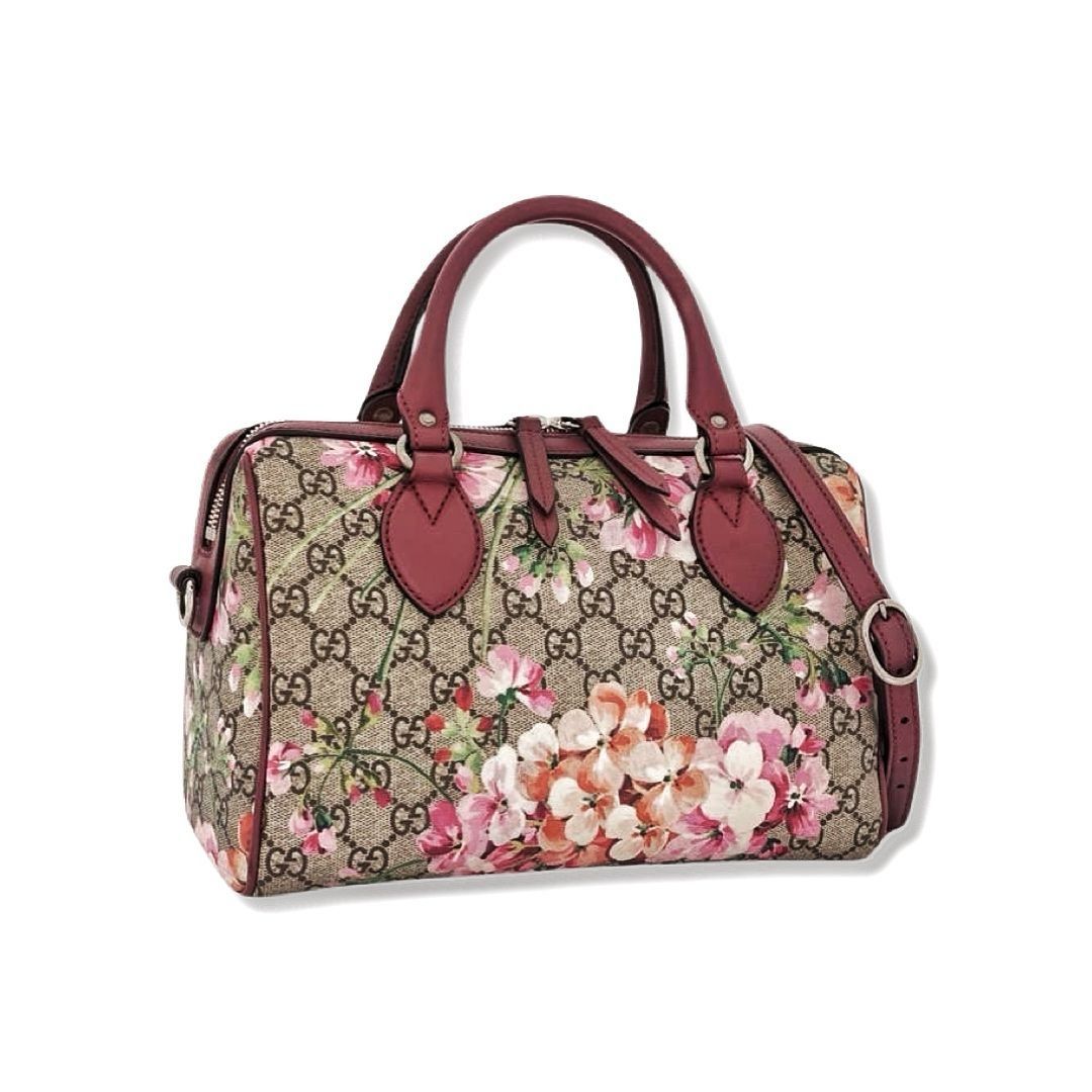 VVGC Balenciaga le cagole black shw XS 2022 (VVGC with db,booklet ...