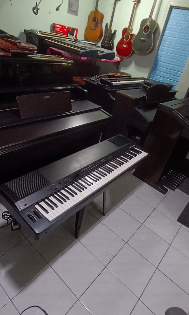 Yamaha clavinova pfp100 digital keyboard piano, Hobbies & Toys, Music ...