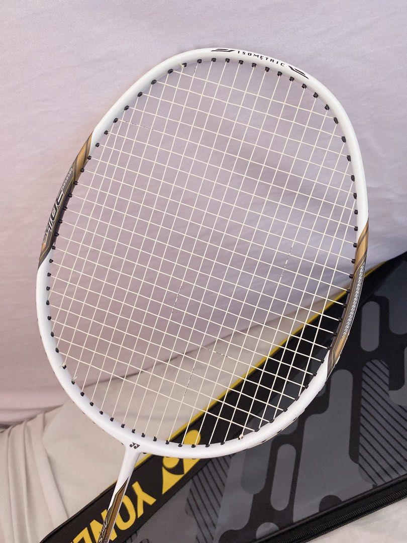Yonex Badminton Racket Original/Authentic - White Color with Bag ...