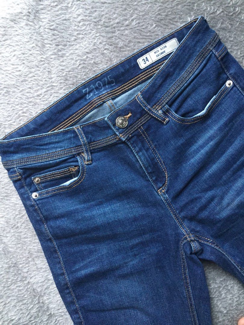 Zara Basic Denim Jeans, Women's Fashion, Bottoms, Jeans on Carousell