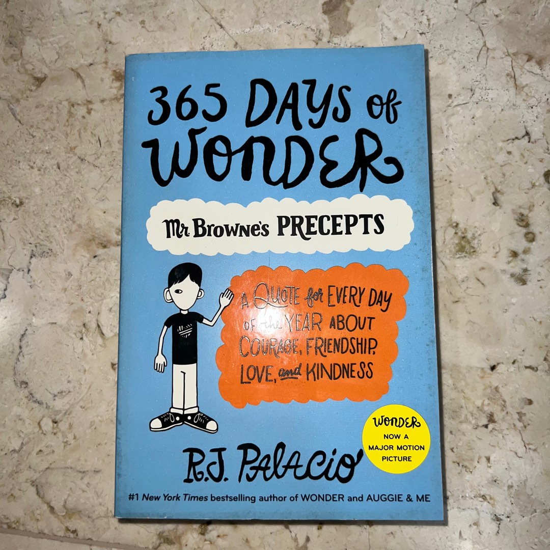 365 days of wonder by RJ Palacio, Buku & Alat Tulis, Buku di Carousell