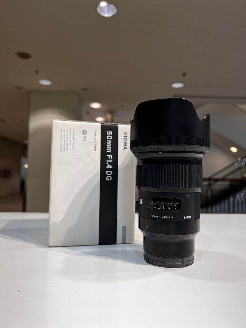 50MM F1.4 SIGMA ART FE SONY, Photography, Lens & Kits on Carousell