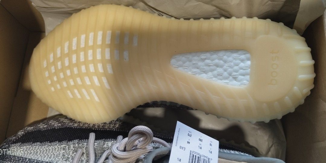 Adidas Yeezy Zyon, Men's Fashion, Footwear, Sneakers on Carousell