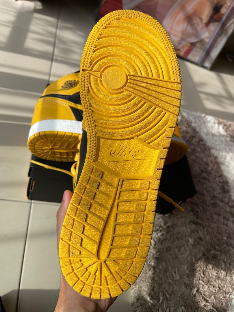 Air Jordan 1 Pollen, Men's Fashion, Footwear, Sneakers on Carousell