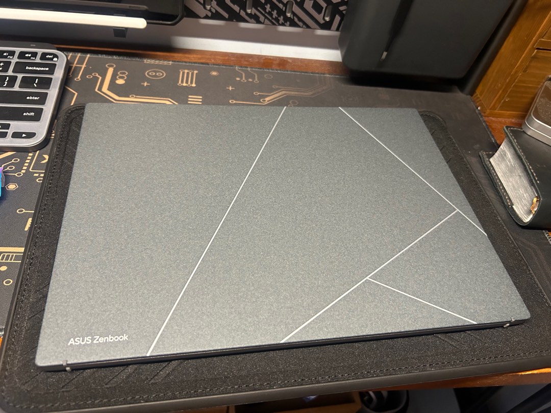 ASUS ZenBook S 13 OLED 13.3 It (2023) (15-1335U, 8GB+1TB SSD) UX5304VA-OLED, 電腦＆科技, 手提電腦 - Carousell