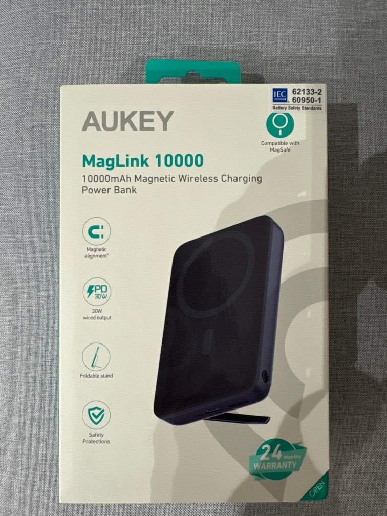 AUKEY MagLink 10000mAh Magnetic Wireless Charging Power Bank, Mobile ...
