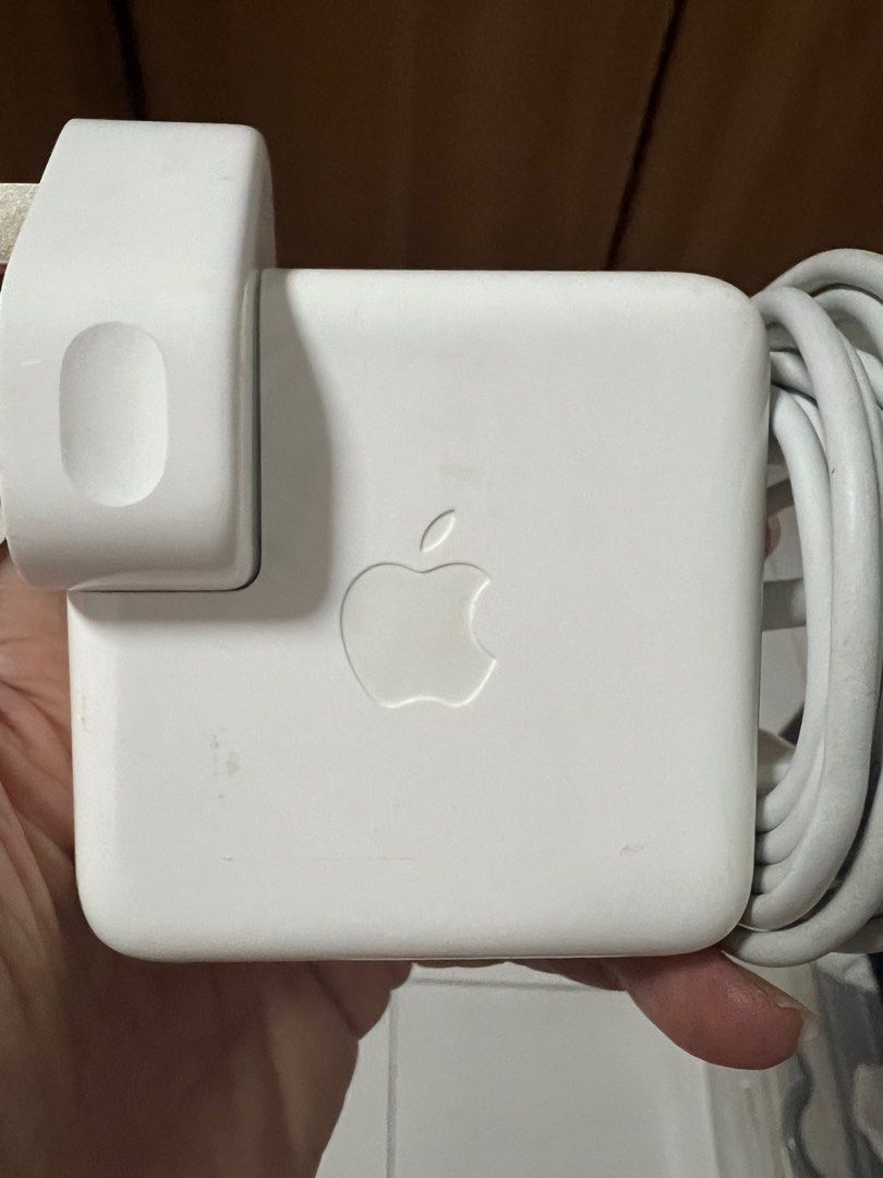 Authentic Apple adaptor, Computers & Tech, Parts & Accessories, Cables ...