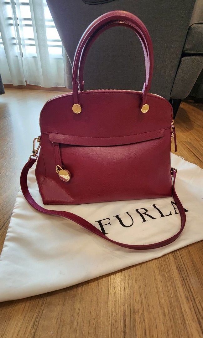 Authentic Furla Piper Dome M satchel (includes delivery), Women's ...