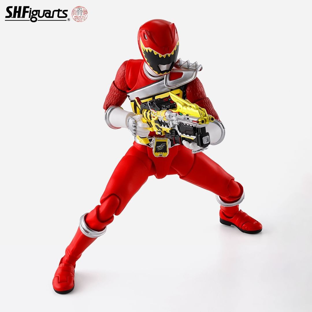 Bandai S.H.Figuarts - SHF SKC Kyoryu Red - Super Sentai Kyoruger ...