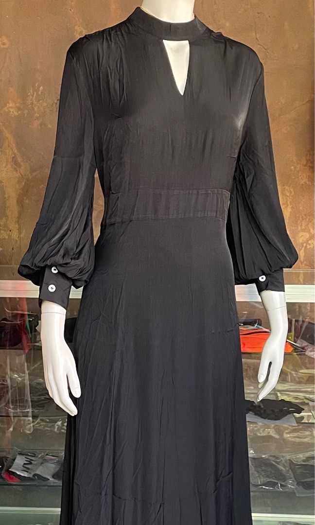 BrandNew VONDA long black maxi party dress, Women's Fashion, Dresses ...